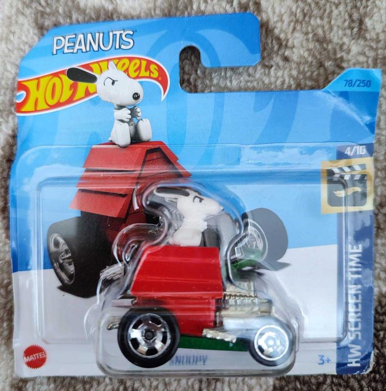 Hot wheels snoopy store