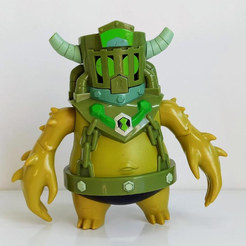Ben 10 Toepick Figure